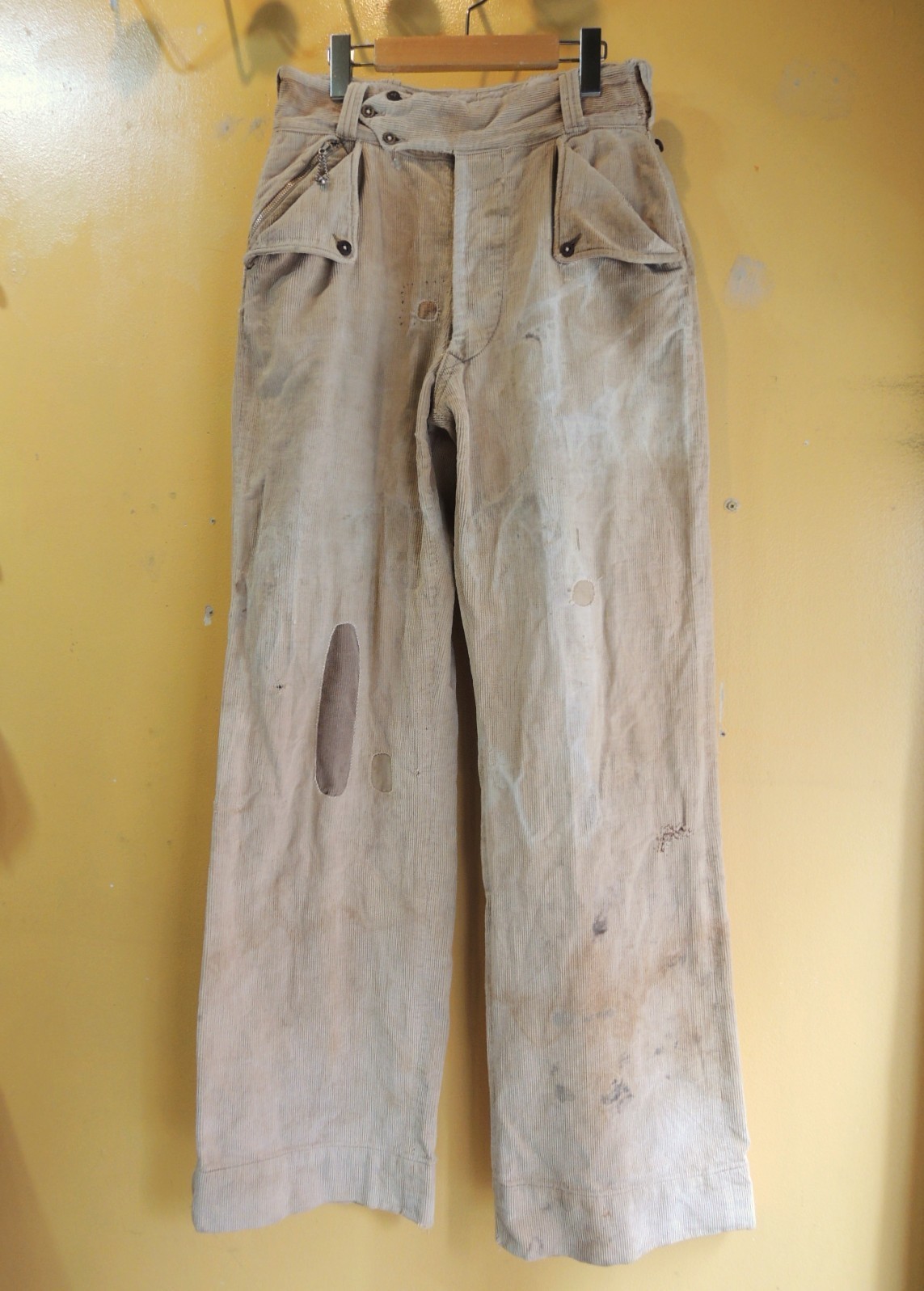 1930's corduroy TROUSERs with BALL-CHAIN: container