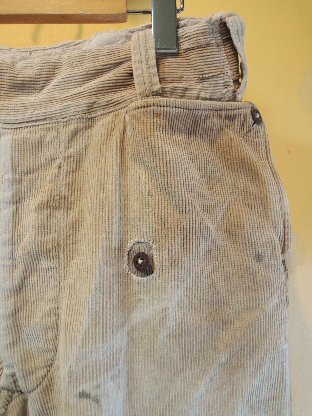 1930's corduroy TROUSERs with BALL-CHAIN: container