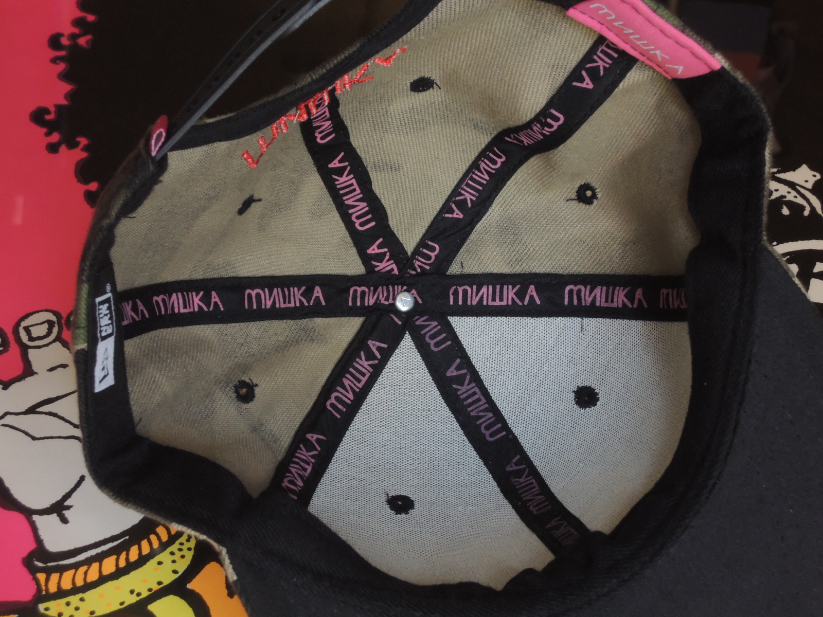 NEW MNWKA × NEW-ERA: container